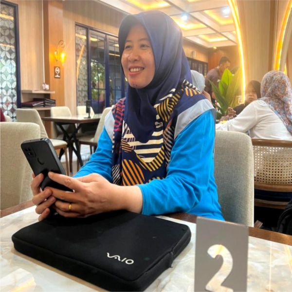 Tentang - CeriaLingo